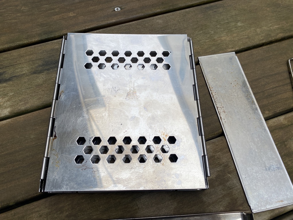 YOLER 焚き火台【激安特価の1890円！】本当にいいの？最高かよw | CAMP SHIFT